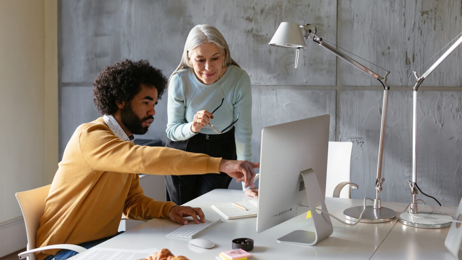 Account Executive job description | Totaljobs