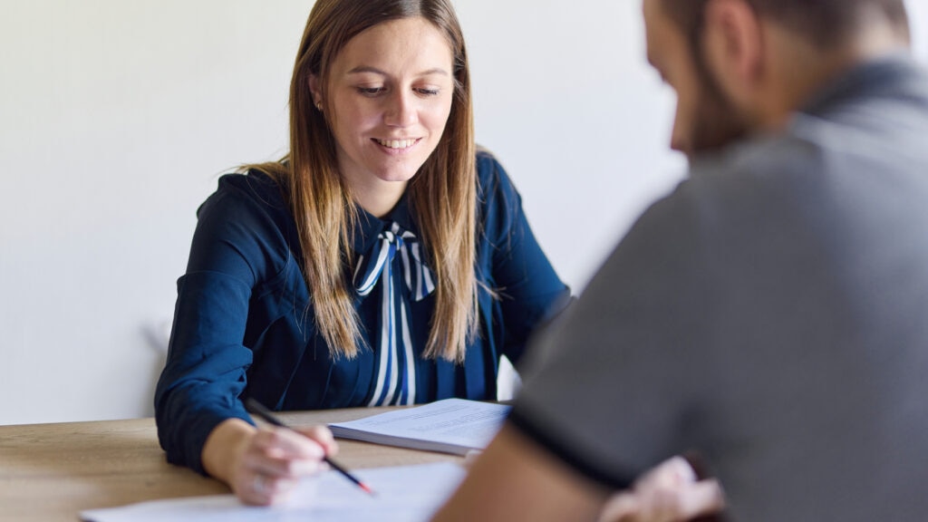 Holiday Rep job description | Totaljobs