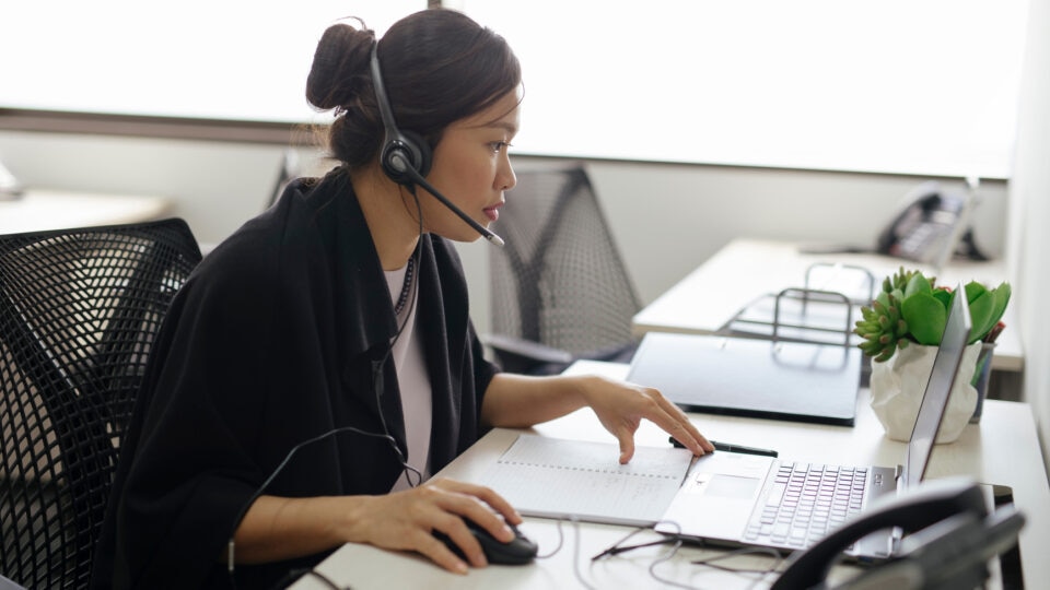 Customer Service Insights & Trends 2025: Roles, Salaries & Career ...