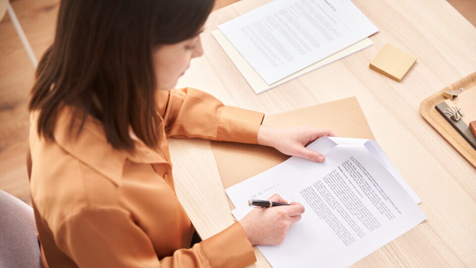 How to make your job application stand out | Totaljobs