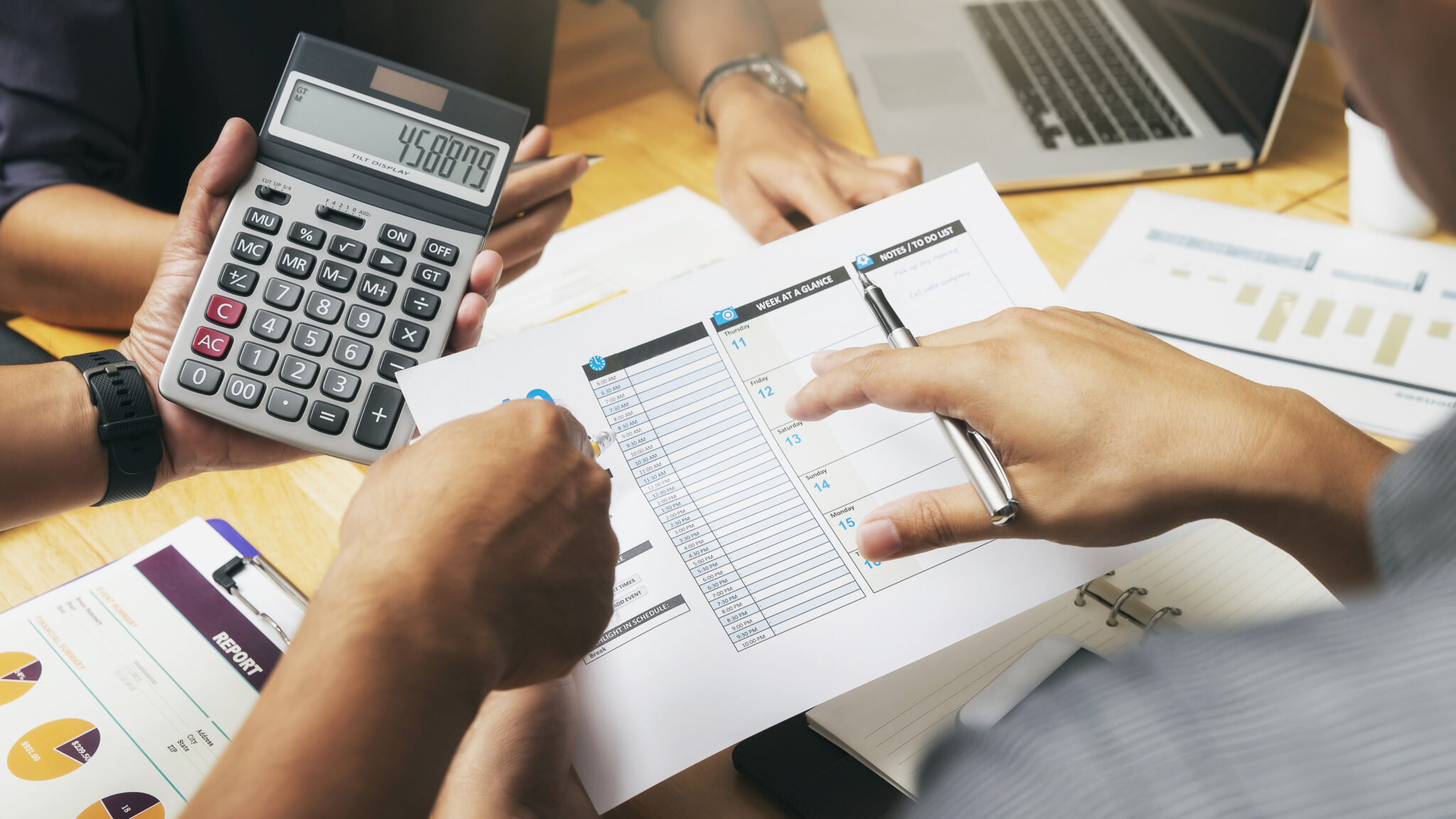 Fixed-Term Contract vs Permanent Employment: Which Is Best for You ...