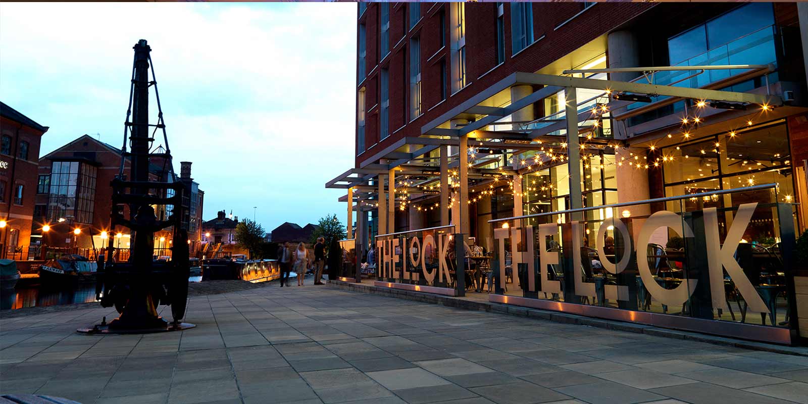 Kitchen Porter in Felbridge, East Grinstead (RH19), RH19 2BH | Crowne ...